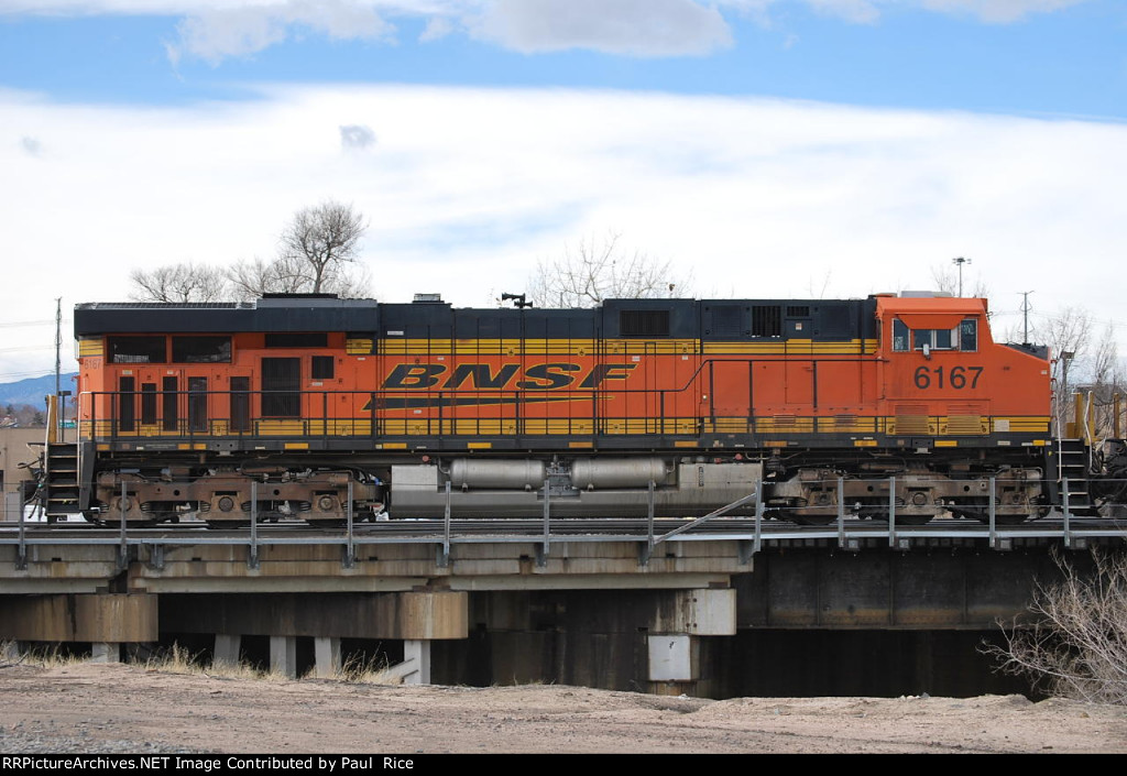 BNSF 6167